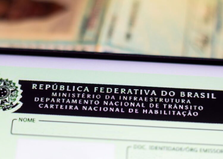 CNH Social: Oportunidade de Habilitação Gratuita no Brasil - Estado de ...