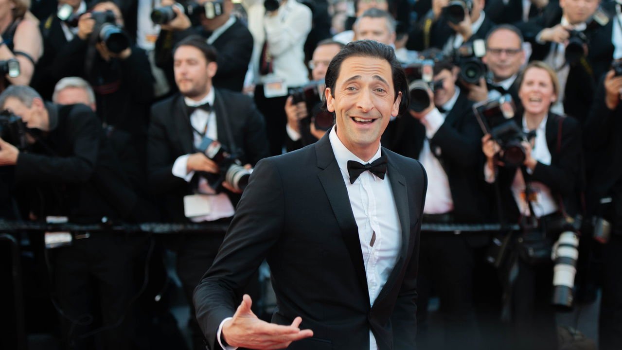 A fortuna oculta de Adrien Brody! Ganhador do Oscar, faz bilhões e ...