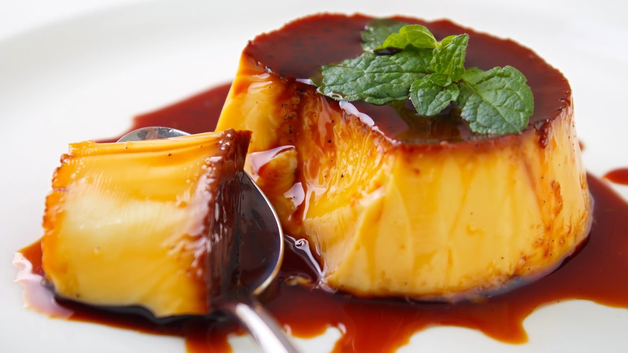 Essa versão de pudim viralizou na internet e o motivo é delicioso ...